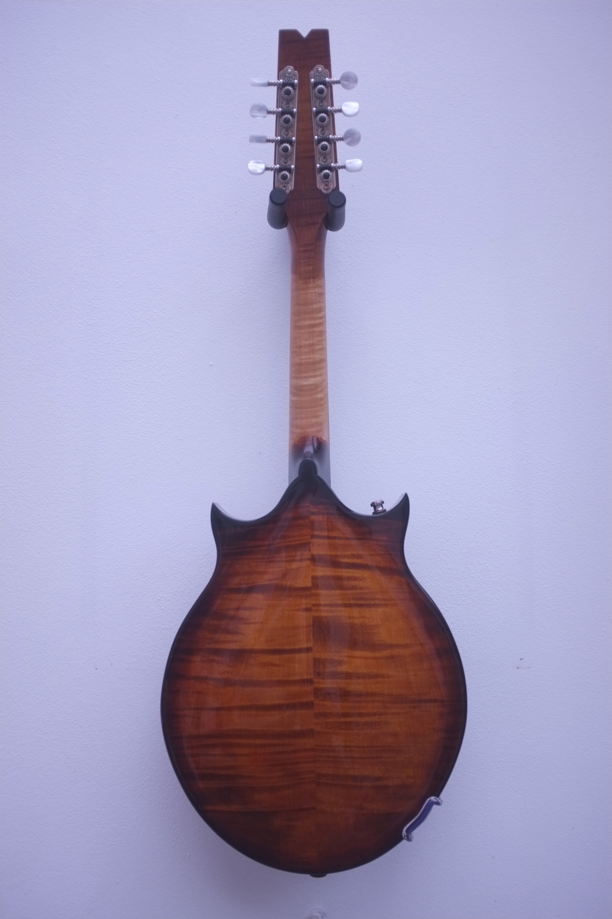 C-Series mandolins – Chris Pritchett Mandolins